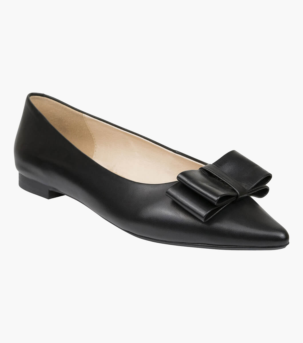 Women’s Flats | BLACK Point Toe Flat | Florsheim Aubrey